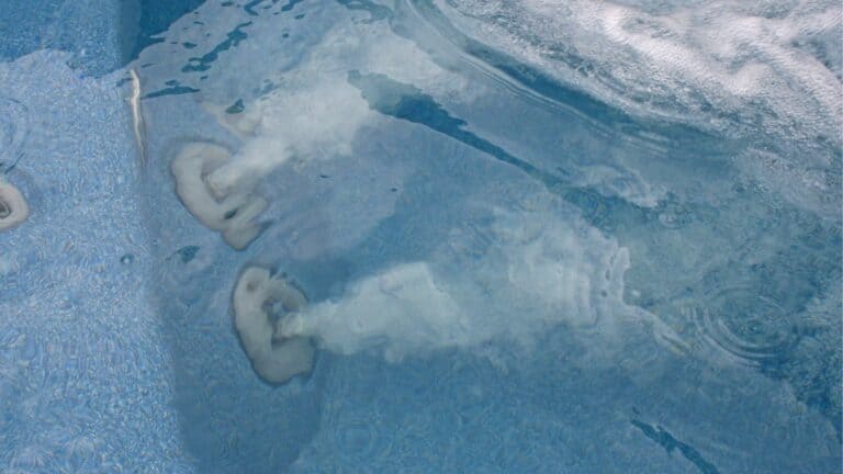 How to Shock a Hot Tub - A Complete Guide - Easy Pool Cleaning