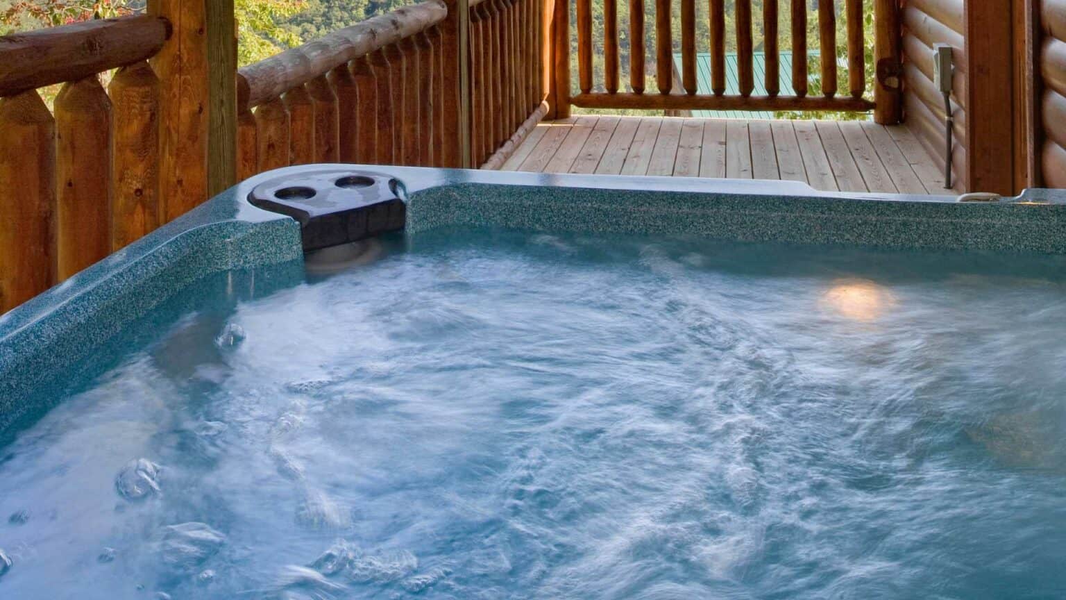 How High To Fill A Hot Tub. Ideal Hot Tub Water Level